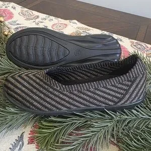 bernie mev. | Shoes | Bernie Mev Girls Valerie Flats In Black Bronze ...